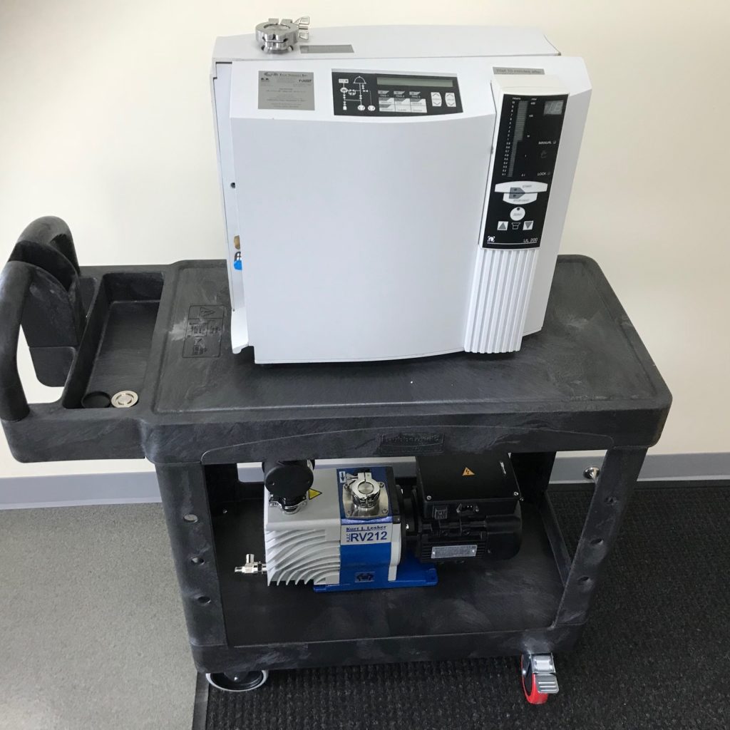 Leybold UL 200 Helium Leak Detector UHVTS leybold-ul-200-helium-leak-detector-uhvts
