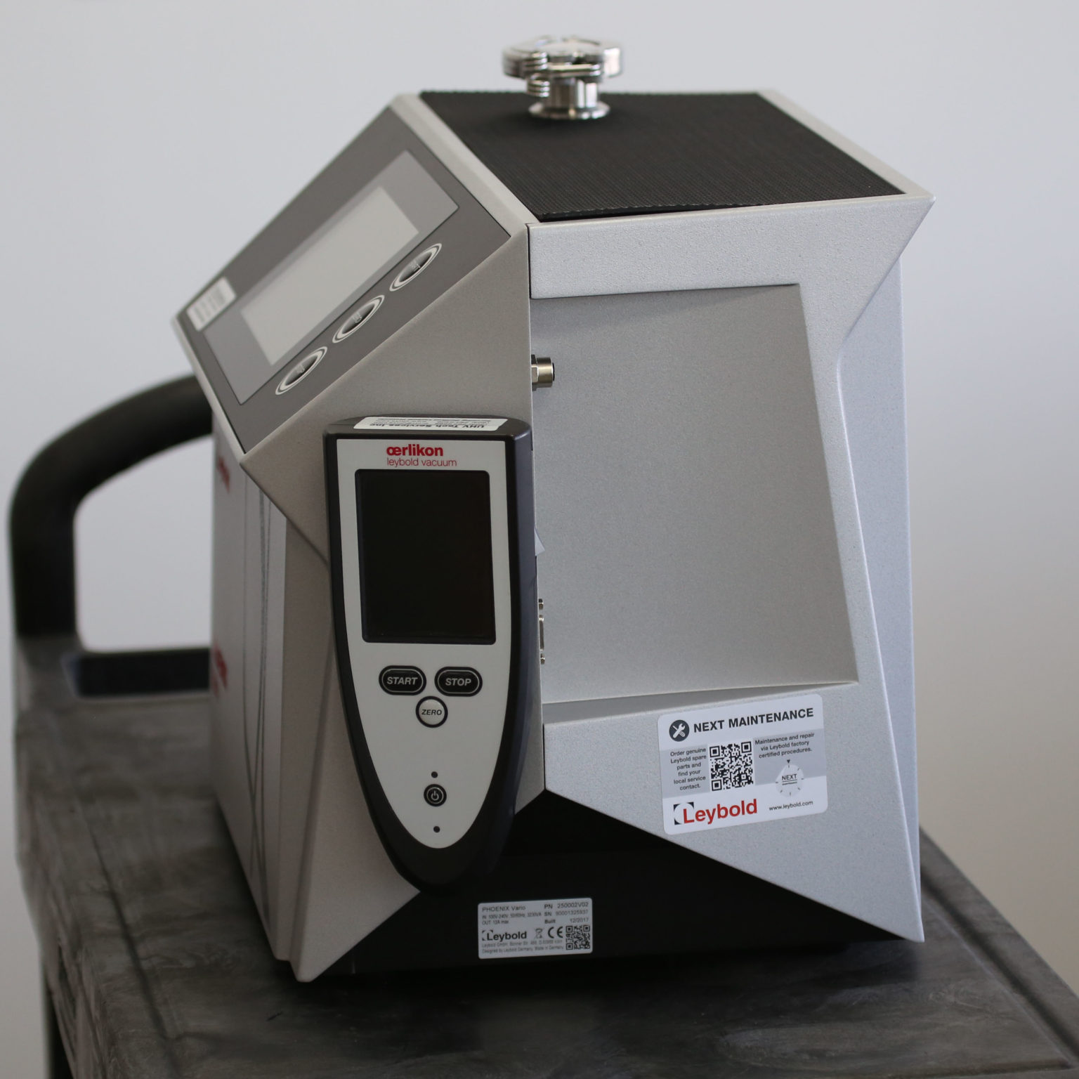 Leybold Phoenix Vario Helium Leak Detector - UHVTS